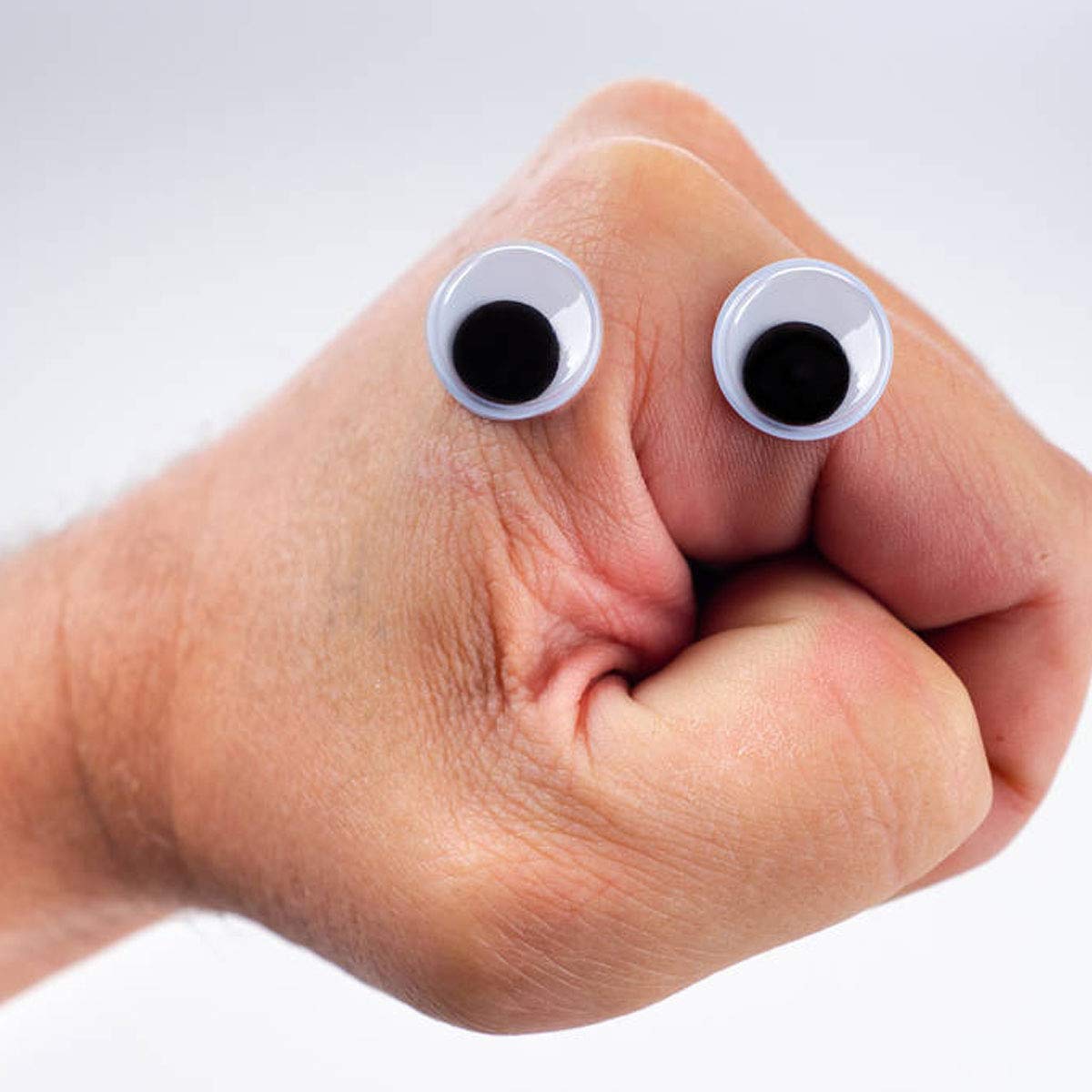 560 Pcs Wiggle Googly Eyes with Self-Adhesive, 6mm 8mm 10 mm 12mm 15mm Mixed Packaging (Black and White)