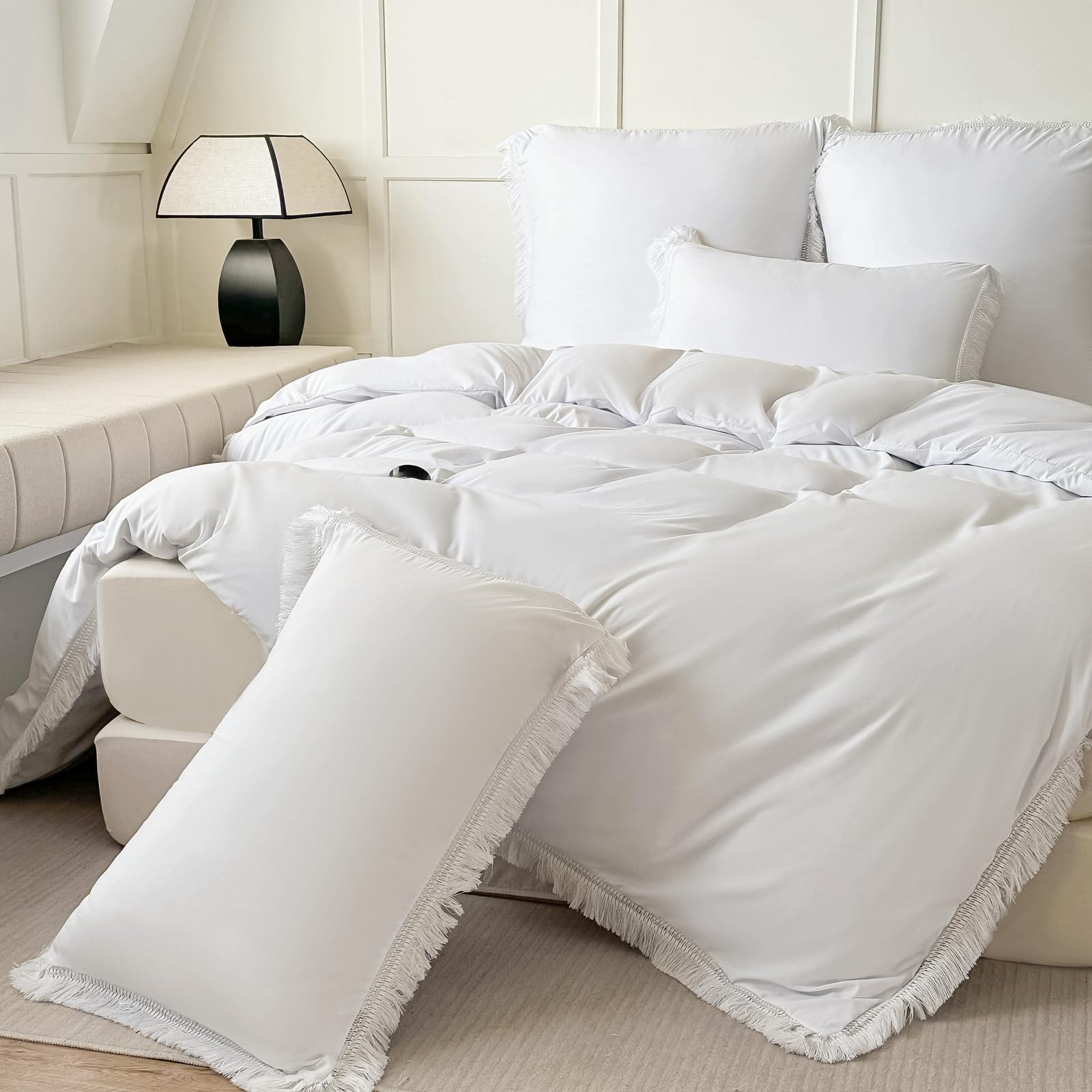 Amolavet White Duvet Cover Queen Size Boho Tassel Ultra Soft Lightweight Brushed Microfiber Queen Duvet Cover 3 Pieces Set 1 Duvet Cover 90x90 with Zipper Closure + Corner Ties and 2 Pillow Shams