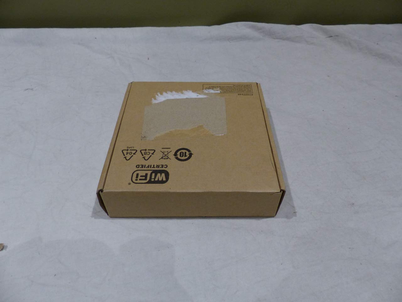 HP Aruba 300 Series Wave 2 Instant Access Point (IAP-305-US) Entry-Level 802.11ac, 3x3:3SS MU-MIMO JX946A