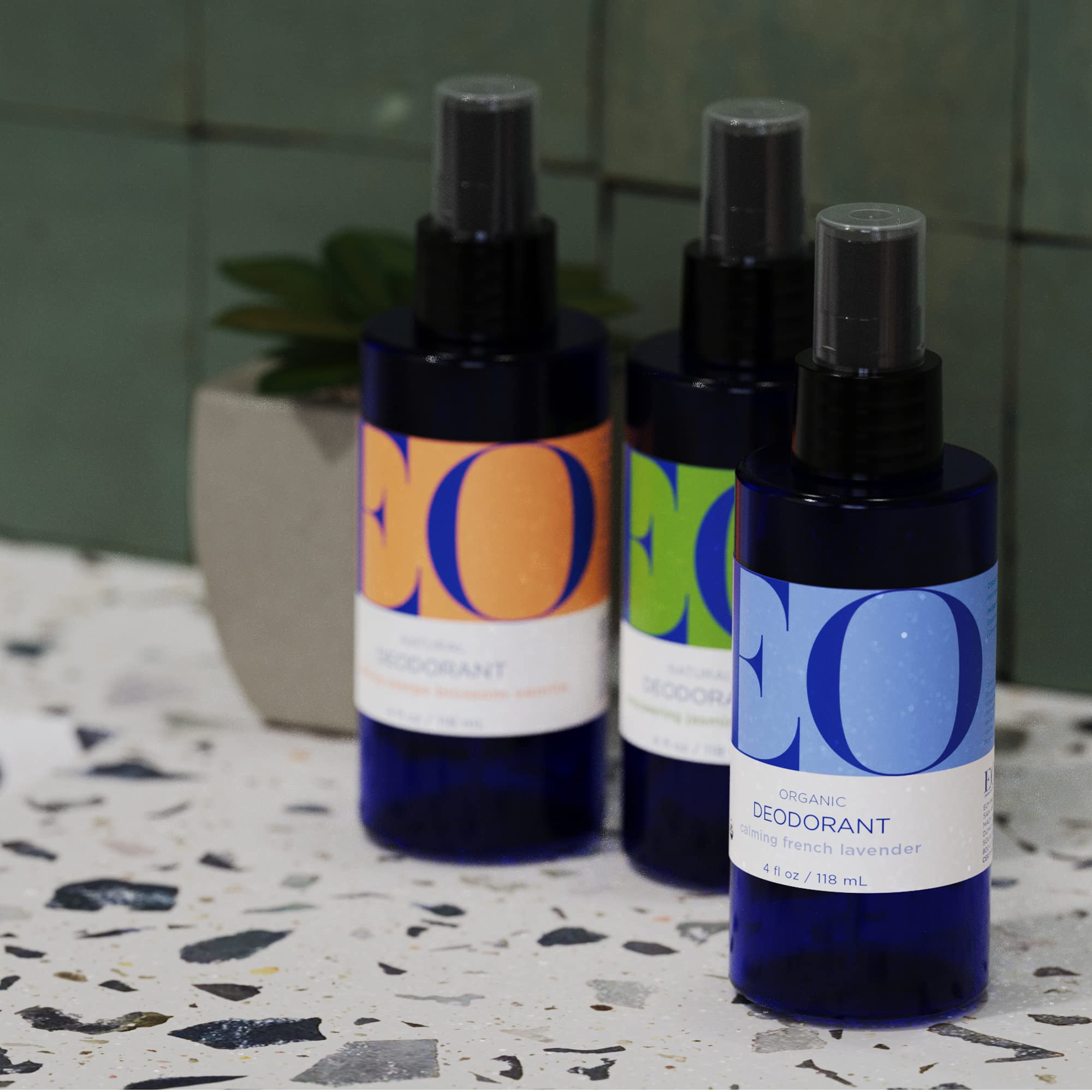 EO Organic Deodorant Spray, 4 Ounce (Pack of 1), Citrus, Organic Plant-Based, Botanical Extracts
