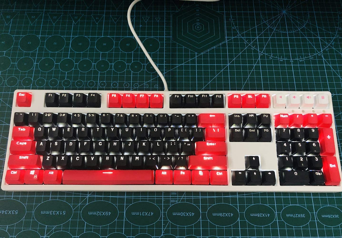 Wholesale Custom Keycap, Keycaps 60 Percent, PBT Keycaps 104 Keys,Fit for Cherry MX Switch/RK 61 / Anne pro 2,87 TKL Mechanical Keyboard (Only keycaps)
