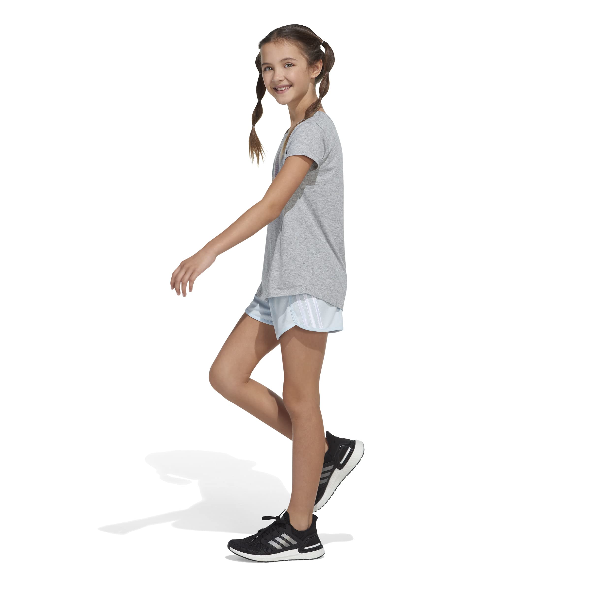 adidas girls Stripe Mesh Shorts, Sky Tint, 8-15 Years US