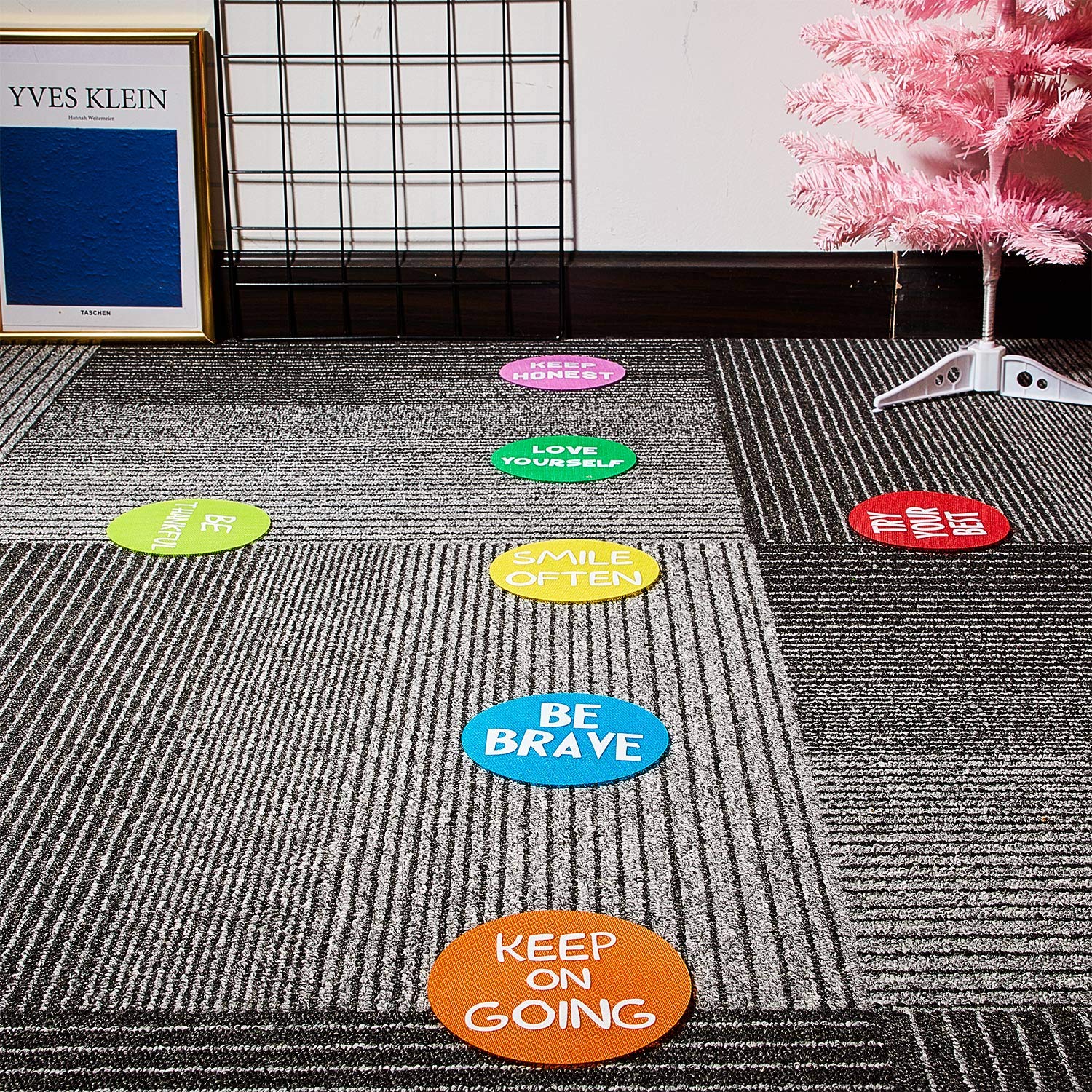 Mudder 24 Pieces 4 Inches Positive Sayings Carpet Markers Classroom Sitting Carpet Markers for Teacher Student