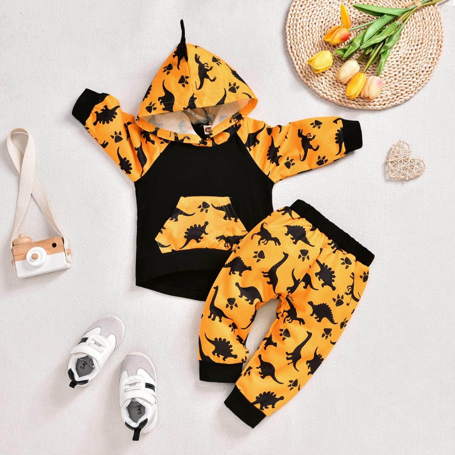 Aalizzwell 4T- 5T Toddler Boys Dinosaur Sweatsuits Hoodie Outfit Long Sleeve Fall Winter Spring Clothes Yellow Dino