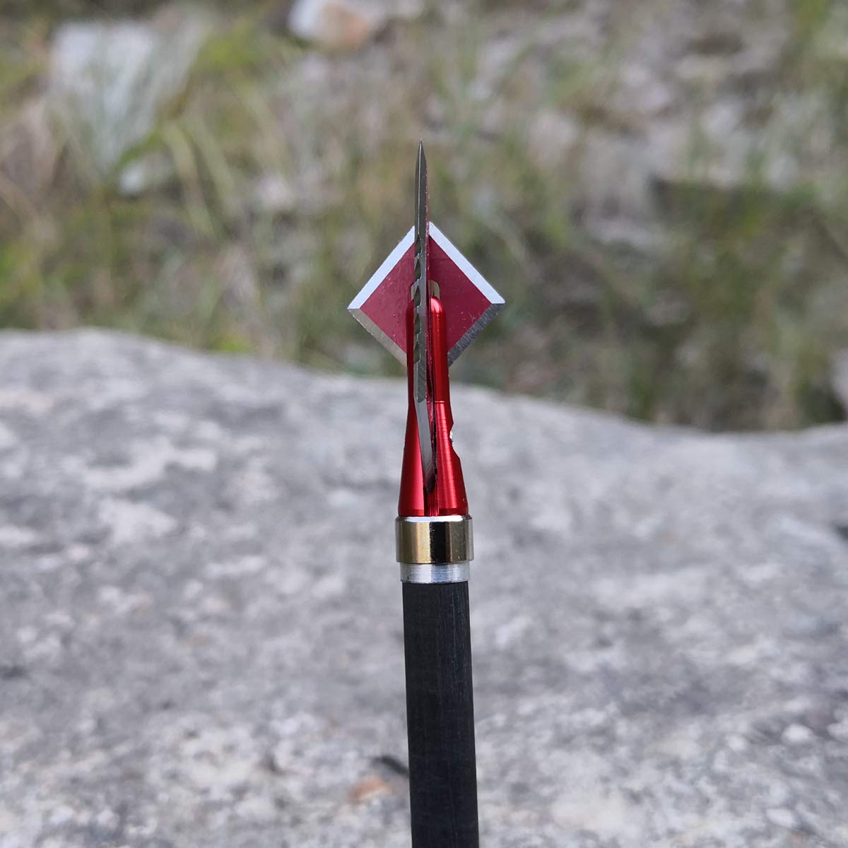 6pcs DB-11 Durable Fixed Serrated Blade Broadheads 125 Grain Hunting Arrowheads 1.18" Cutting Diameter