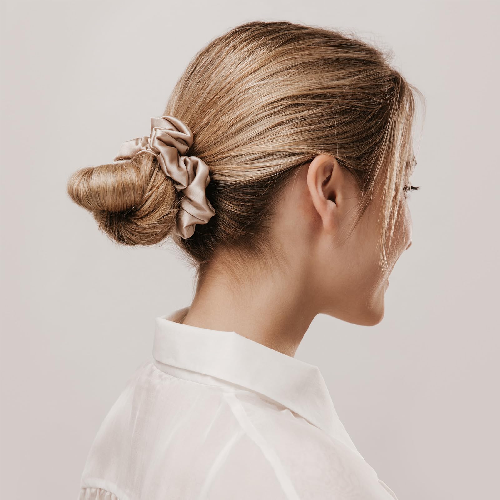 LILYSILK Silk Hair Scrunchies / Ties for Frizz & Breakage Prevention, 100% Mulberry, No Damage, Elastic ponytail Holders, 1Pc, Coffee