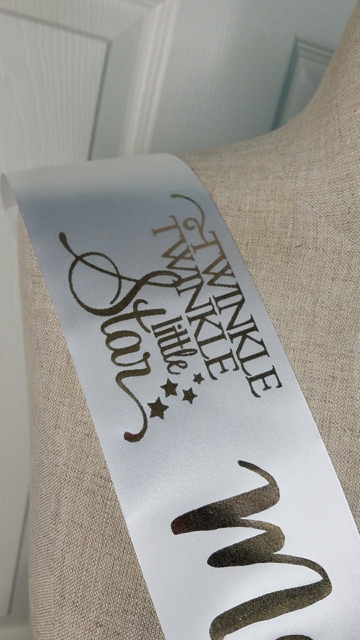 Amy's Bubbling Boutique Twinkle Little Star Baby Shower Mommy Sash & Daddy to Be Pin White & Gold Gift Set