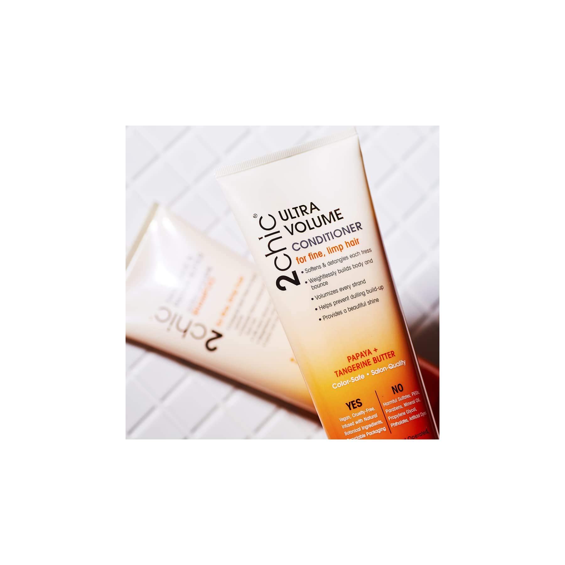 GIOVANNI 2chic Ultra-Volume Conditioner - Daily Volumizing Formula with Papaya & Tangerine Butter, Promotes Weightless Control for Thin Hair, No Parabens, Color Safe - 8.5 oz