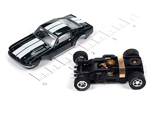 Auto World Xtraction 1967 Shelby GT500 Mustang (Highland Green) HO Scale Slot Car