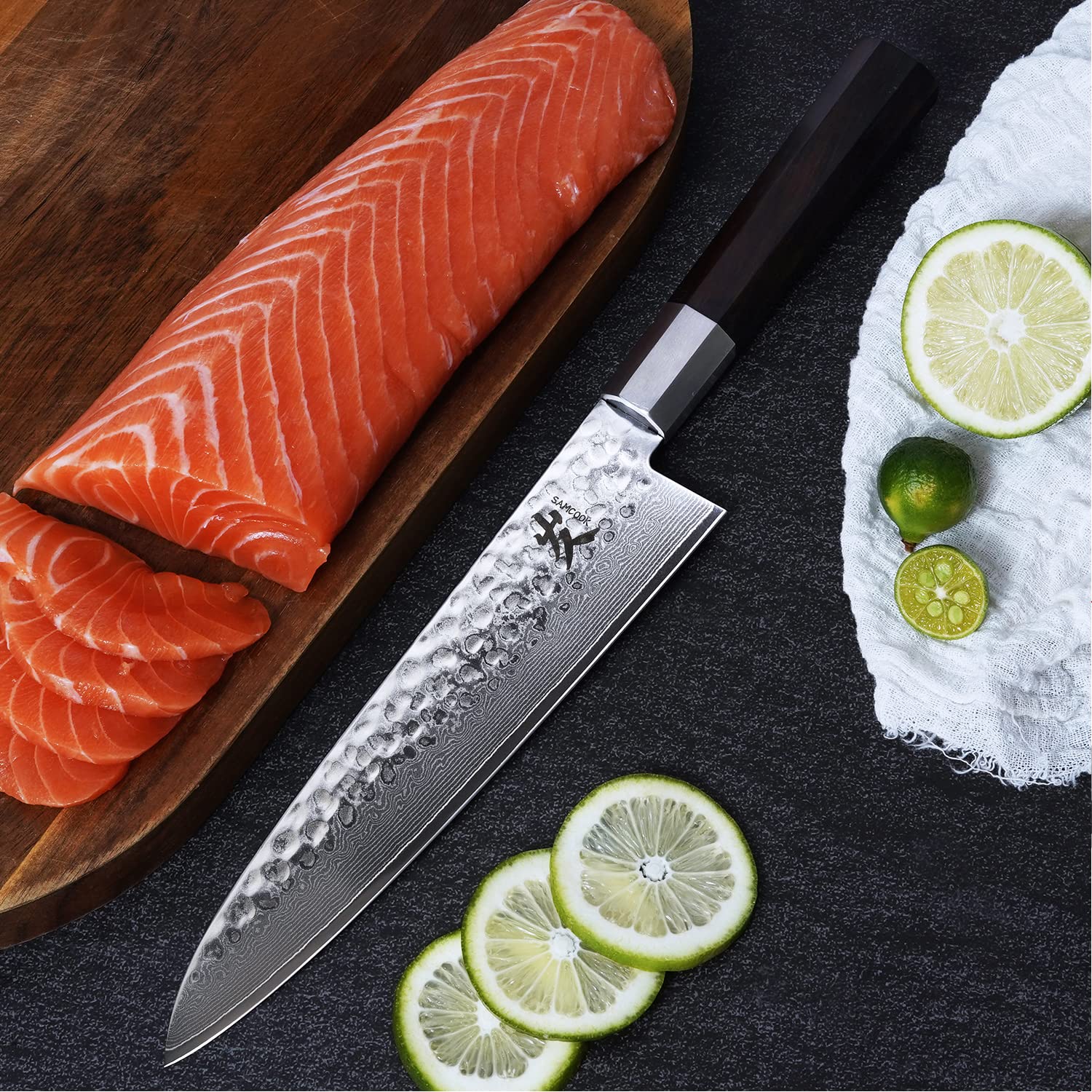SAMCOOK Japanese Chef Knife - 8 Inch Professional Hand Forged Gyuto Knife - VG-10 Damascus High Carbon Stainless Steel Kitchen Cooking knife - Ergonomic Black Sandalwood Handle with Gift Box