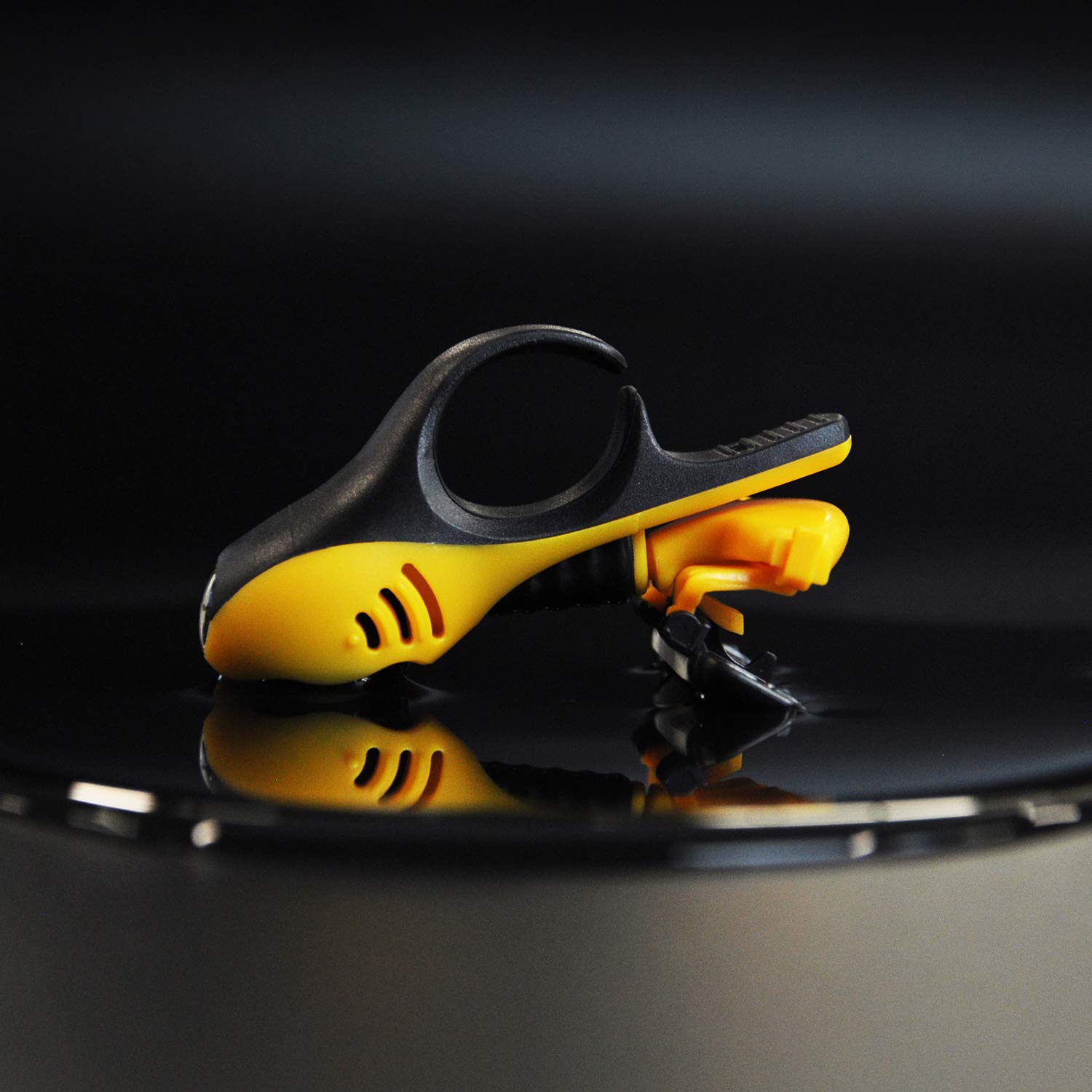 HeadBlade Moto Headshaver with Moto HeadCase - Revolutionary Dual Active Suspension - Travel Ready Case