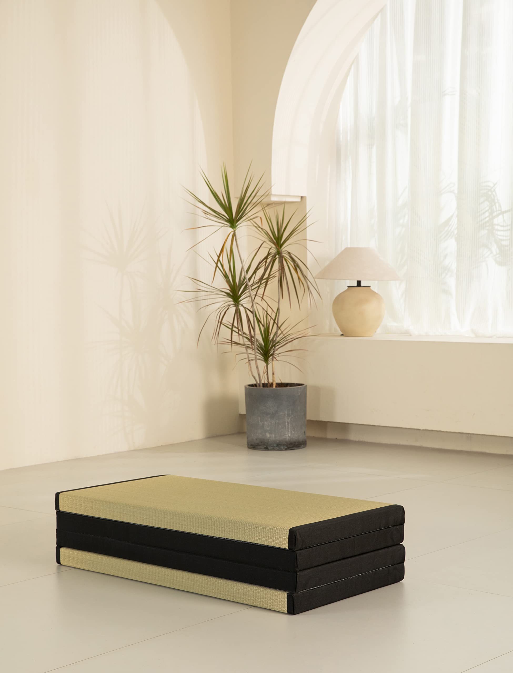MustMat Thick Tatami Mat Twin XL Floor Mattress Japanese Tatami Bed with Storage Bag 39 x 80 x 2 in (Black)