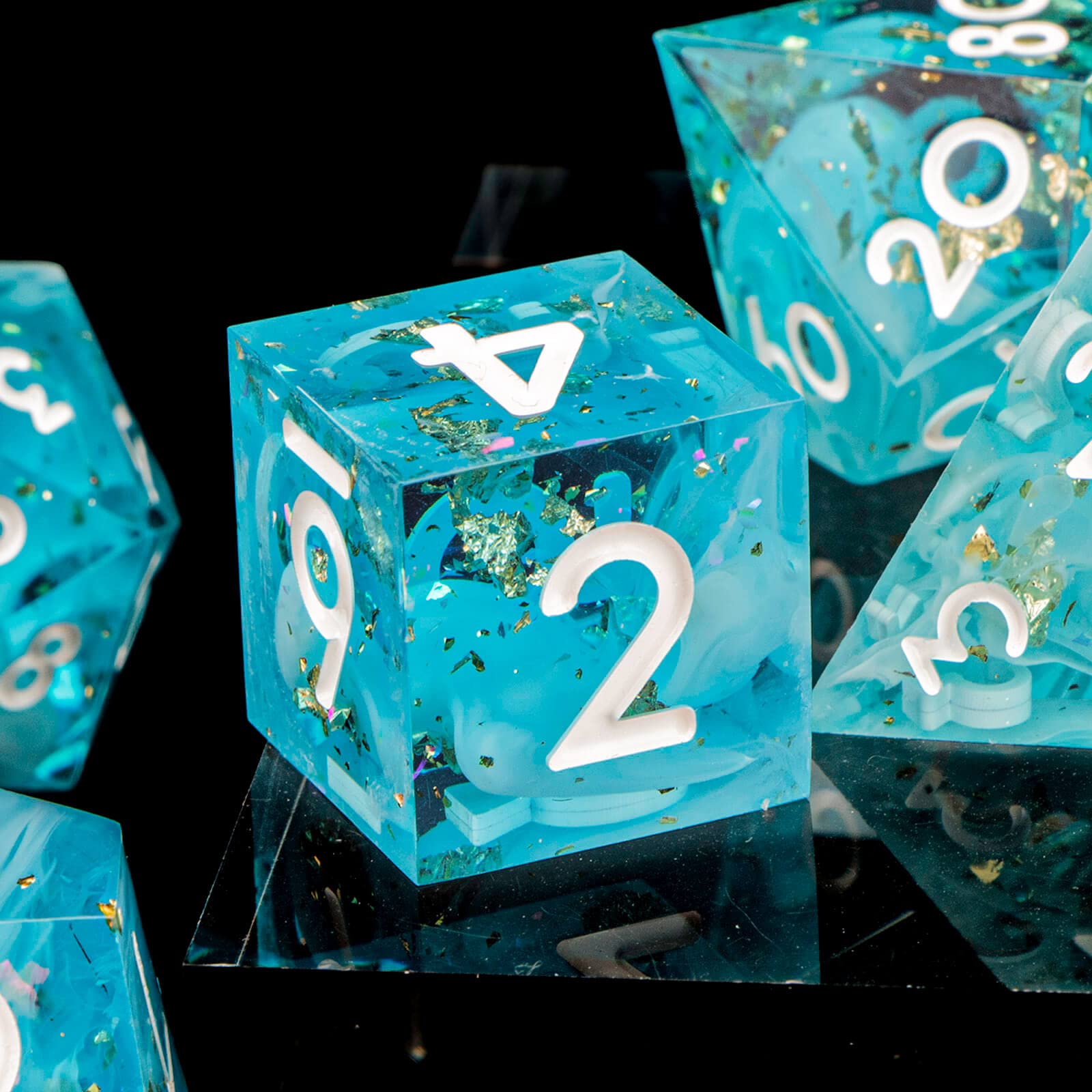 DND Polyhedral Dice Set RUNFNG Resin Sharp Edge D&D Dice 7PCS D+D Transparent RPG Dice for Dungeons and Dragons Accessories, Role Playing Table Game, Warhammer with Metallic Box
