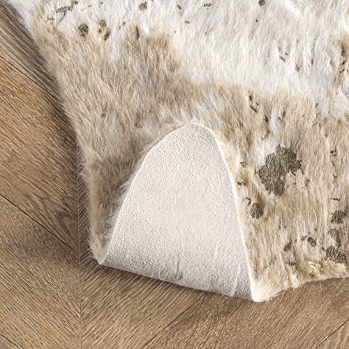 nuLOOM Iraida Contemporary Faux Cowhide Area Rug, 5' x 6' 7", Off-white