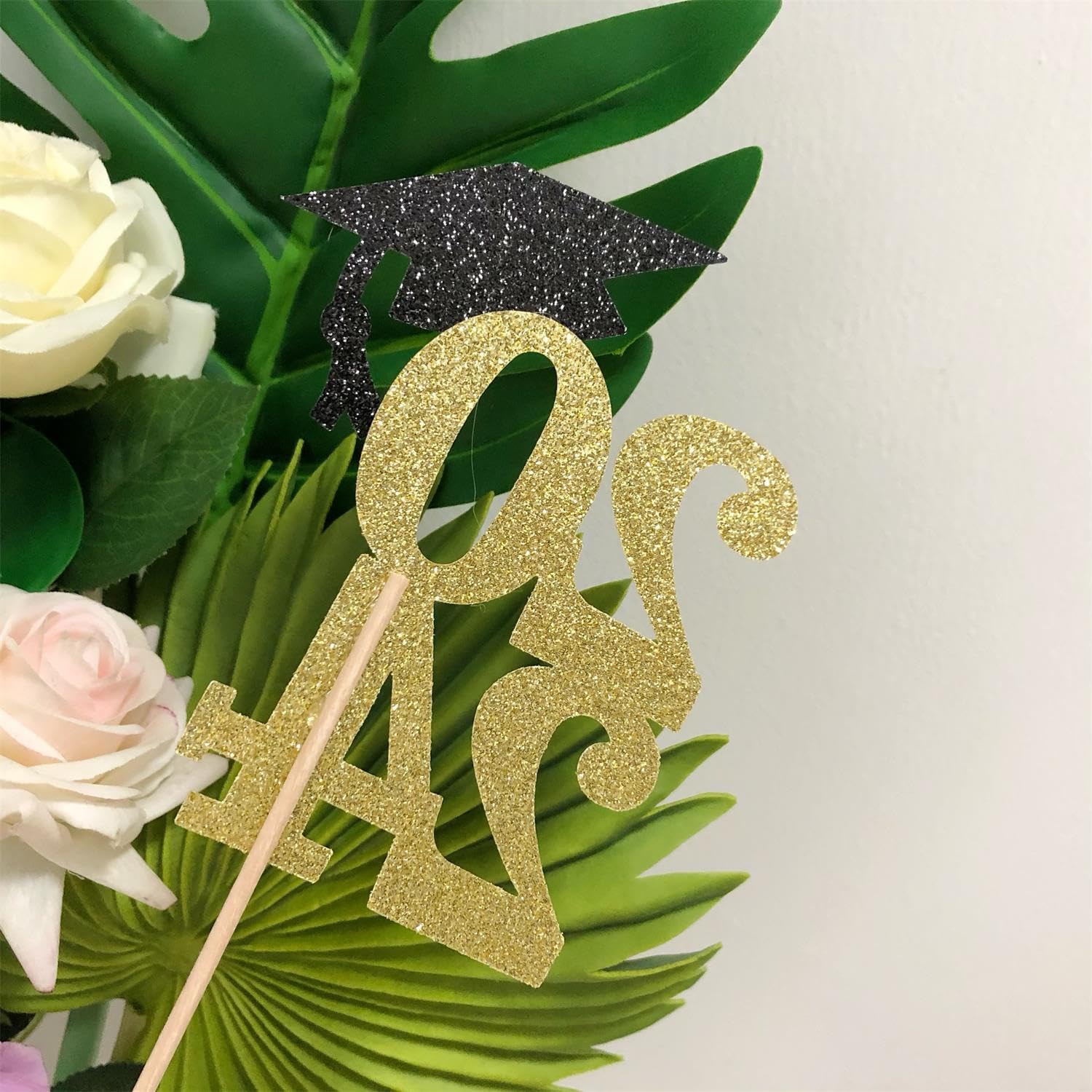 ALISSAR 10 Pack Glitter Gold Double Sided 2024 Graduation Party Centerpiece Sticks Glitter Table Topper Party Supplies (2024 Cardstock, gold)