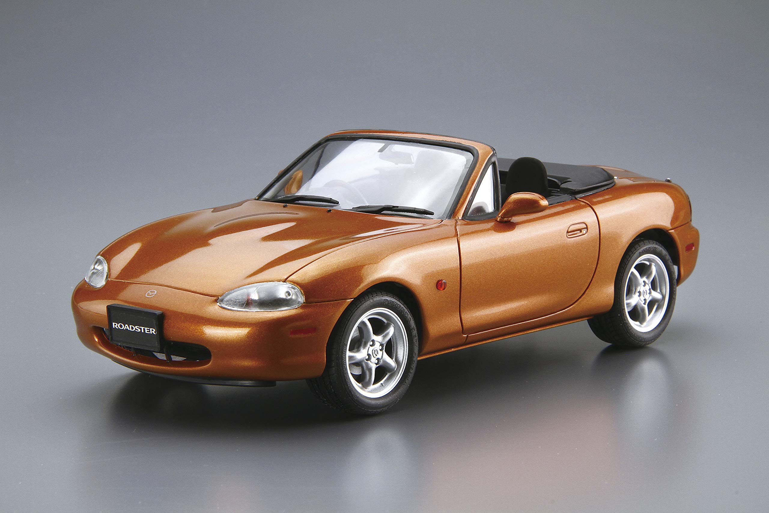Aoshima Mazda NB8C Roadster RS β99 1:24 Scale Model Kit