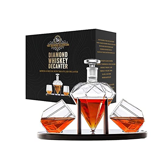 Whiskey Decanter Diamond shaped With 2 Diamond Glasses & Mahogany Wooden Holder โ Elegant Handcrafted Crafted Glass Decanter For Liquor, Scotch, Rum, Bourbon, Vodka, Tequila โ Great Gift Idea โ 750ml