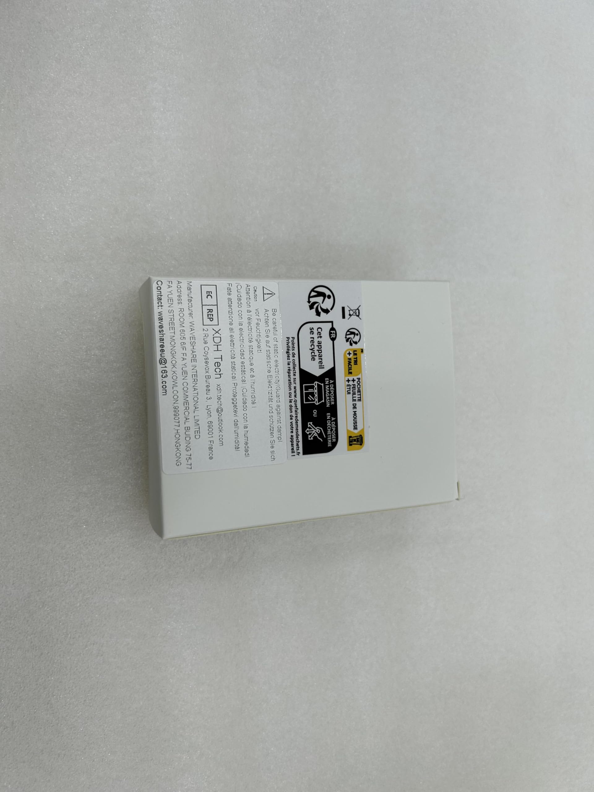Waveshare 2.13inch Flexible E-Ink Raw Display Compatible with Raspberry Pi 4B/3B+/3B/2B/B+/A+/Zero/Zero W/WH/Zero 2W Series Boards 212x104 Resolution Dual-Color Supports Partial Refresh