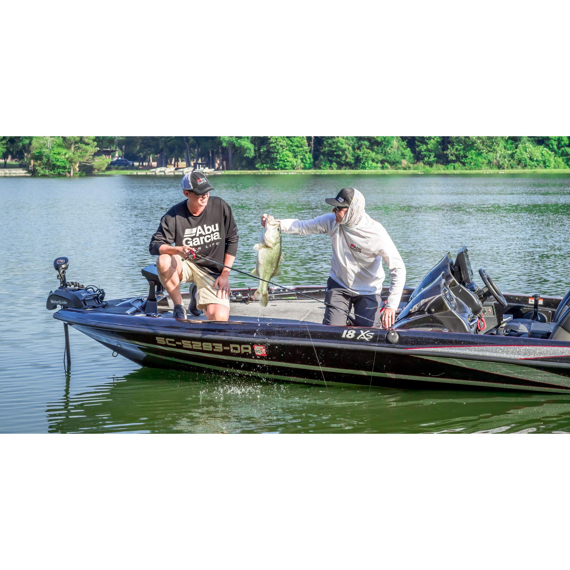 Abu Garcia Maxtoro Low Profile Baitcat Reel with 50LP 5.3:14 Gear Ratio 5 Bearings 26" Retrieve Rate