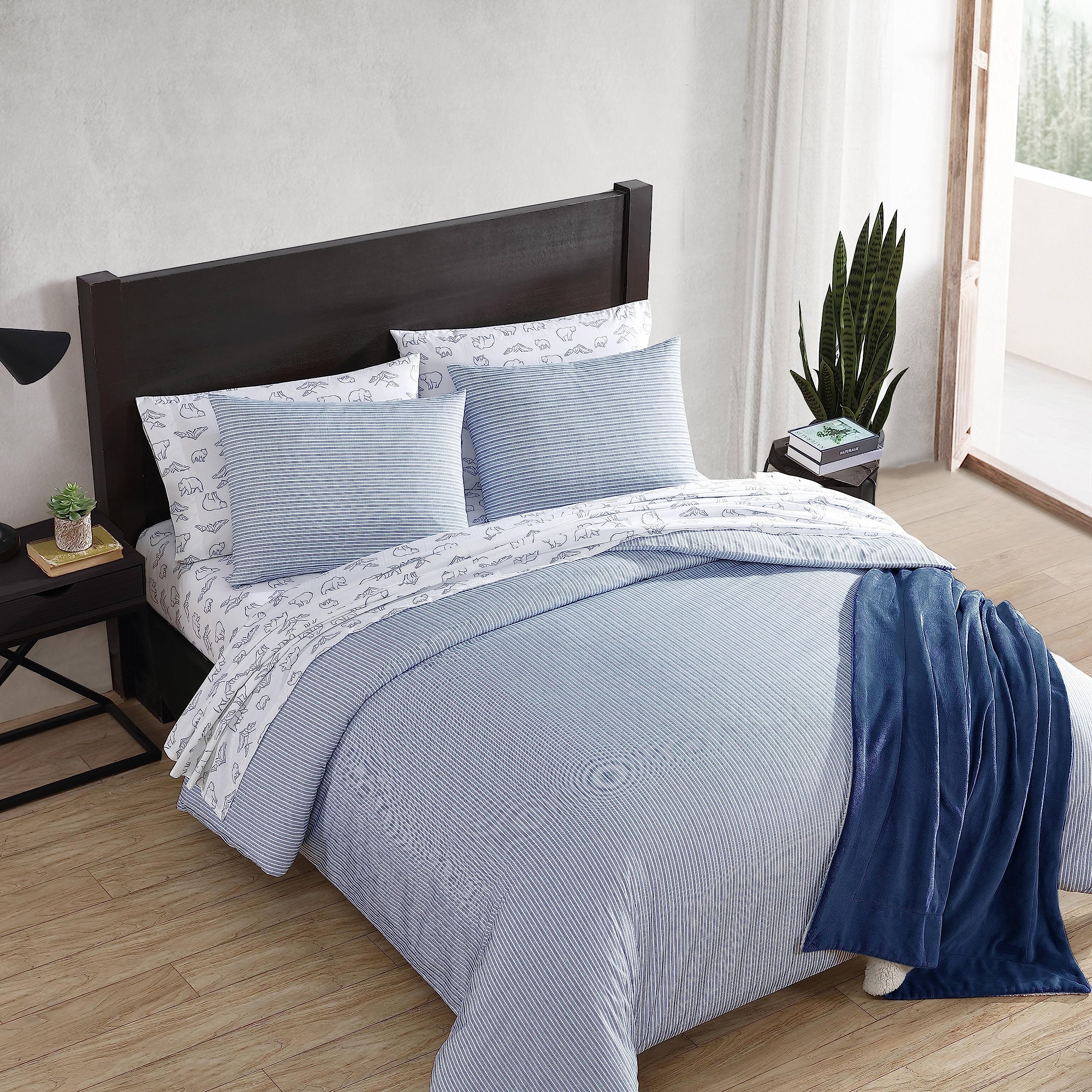 Eddie Bauer- Twin Duvet Cover Set, Cotton Bedding Set with Matching Sham(s), Casual Home Décor (Ticking Stripe Navy, Twin)