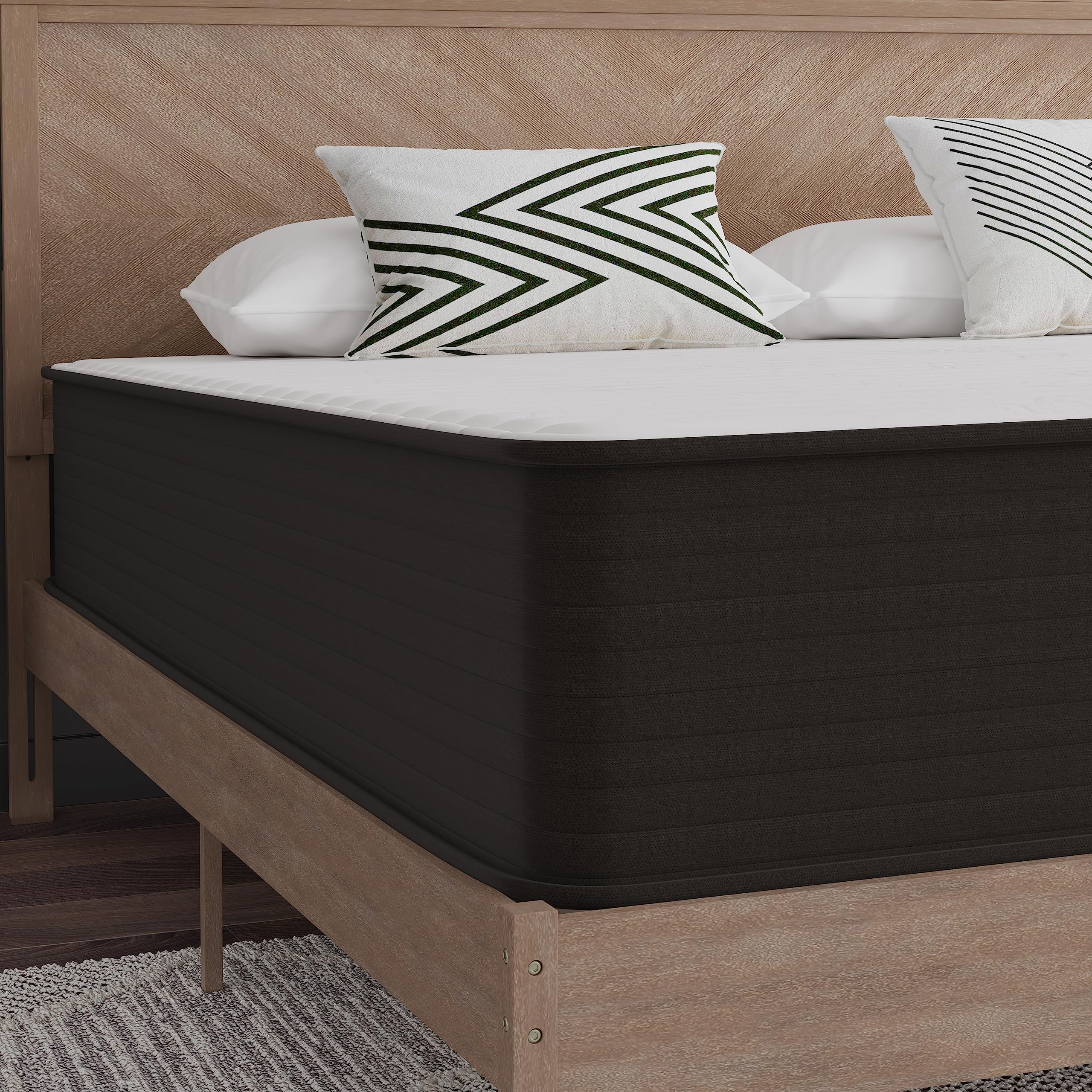 EMMA + OLIVER Drift 12 Inch Hybrid Mattress, High Density Foam and Pocket Spring Mattress in a Box, CertiPur-US Certified Foam, King Size, White/Black