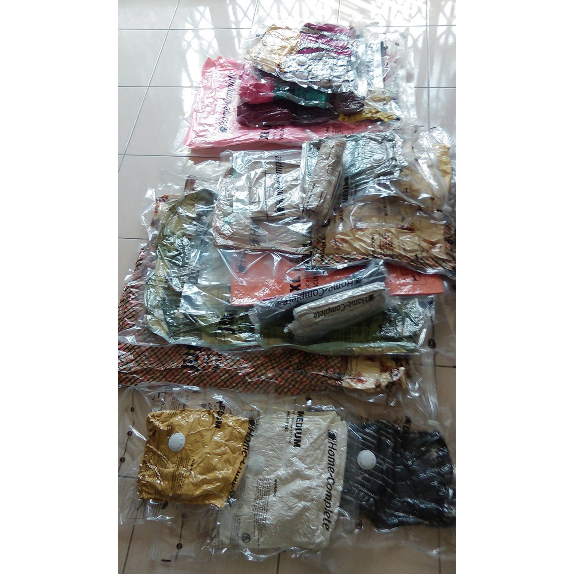 Home-Complete 25 Vacuum Storage Bags-Space Saving Air Tight Compression-Shrink Down Closet Clutter, Store, Organize Clothes, Linens, Seasonal Items