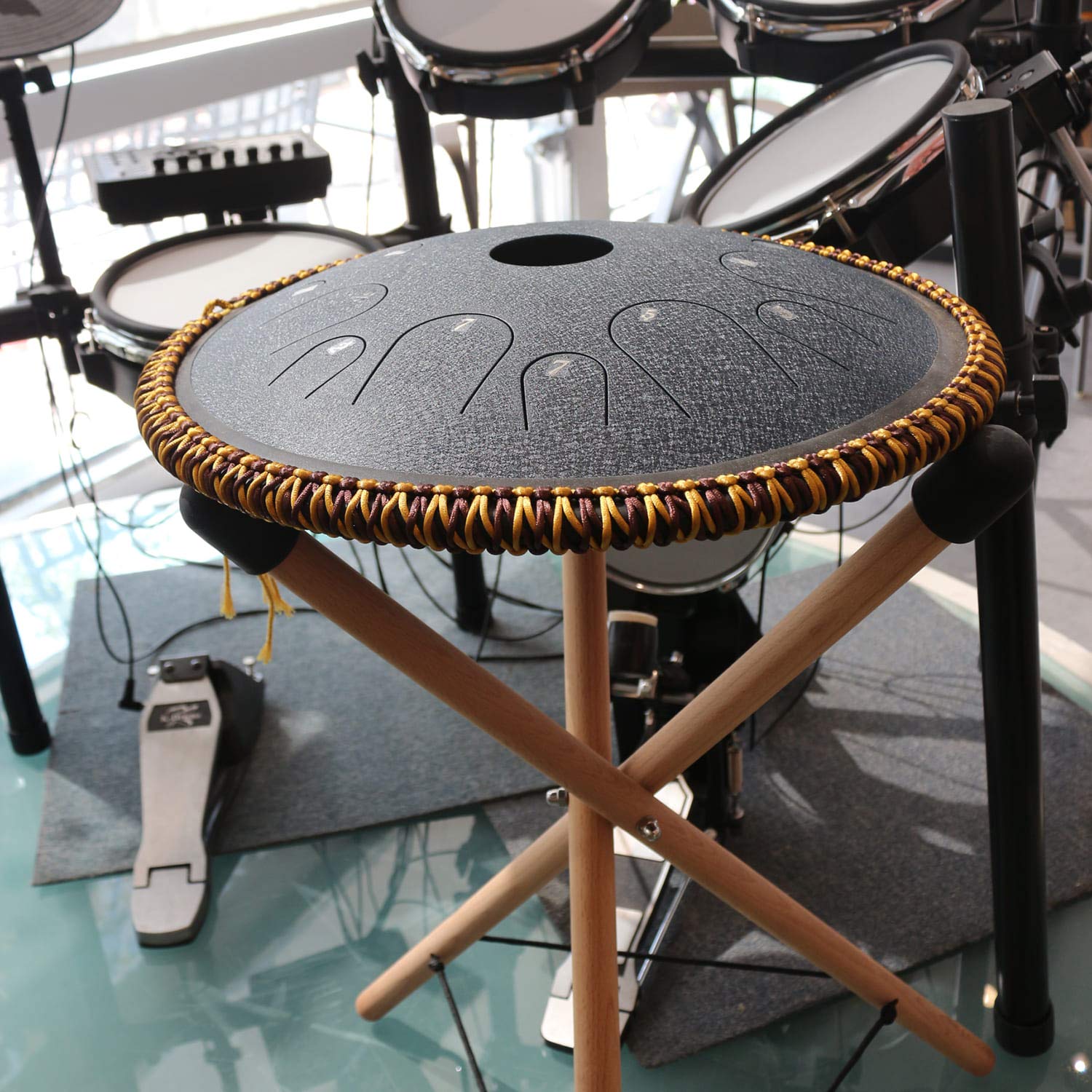 BeatRise Steel Tongue Drum Bracket, Steel Drum Handpan Stand, Solid Beech Wood Tripod Structure Tank Drum Holder, Ideal for 12 to 22 Inch Percussion Instrument (Medium)