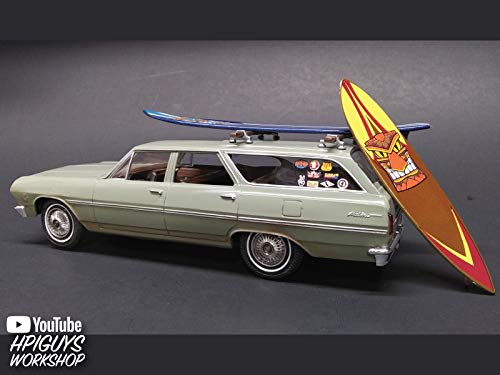 AMT 1965 Chevelle Surf Wagon 1:25 Scale Model Kit