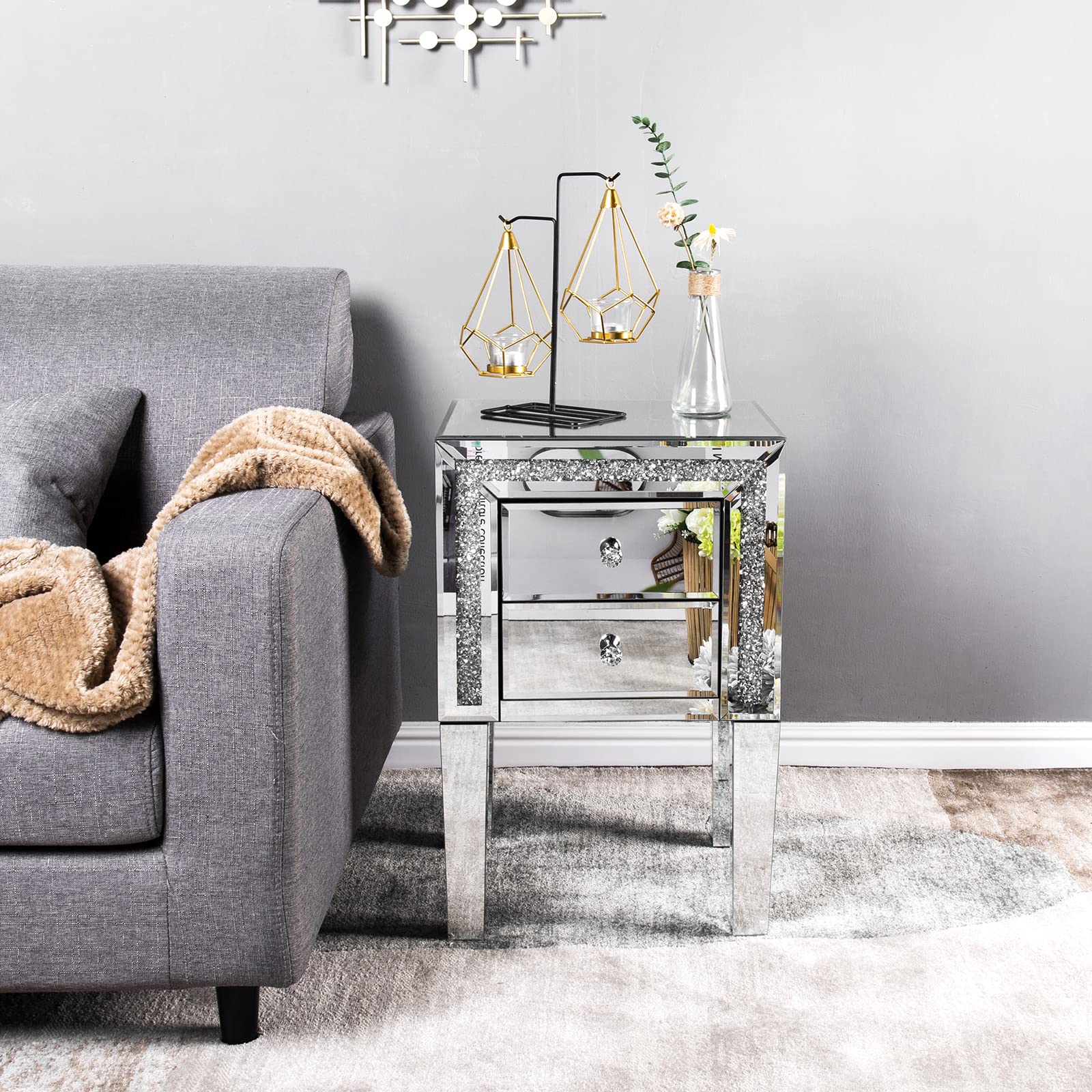 VINGLI Mirrored Nightstand, Mirrored Bedside Table with Drawer, Mirror Silver Night Stand, Mirrored Glass End Table Crushed Diamond Glitter Night Stand for Small Spaces/Bedroom/Living Room, Silver