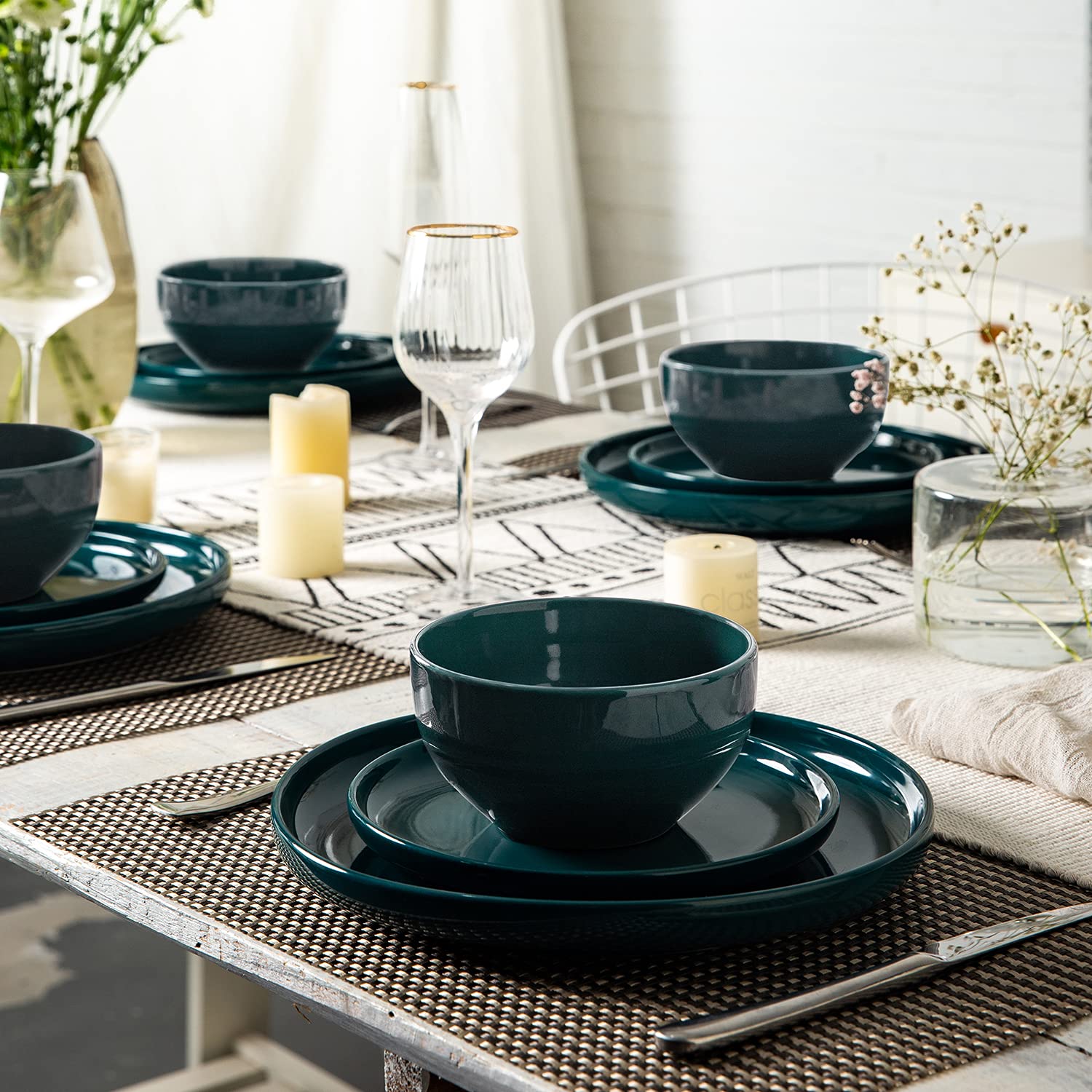 AmorArc Ceramic Plates Set of 6, 8.0 Inch Round Stoneware Salad Plates Use for Dessert, Salad, Appetizer etc,Microwave and Dishwasher Safe, Scratch Resistant Small Deep Dinner Plates-Green
