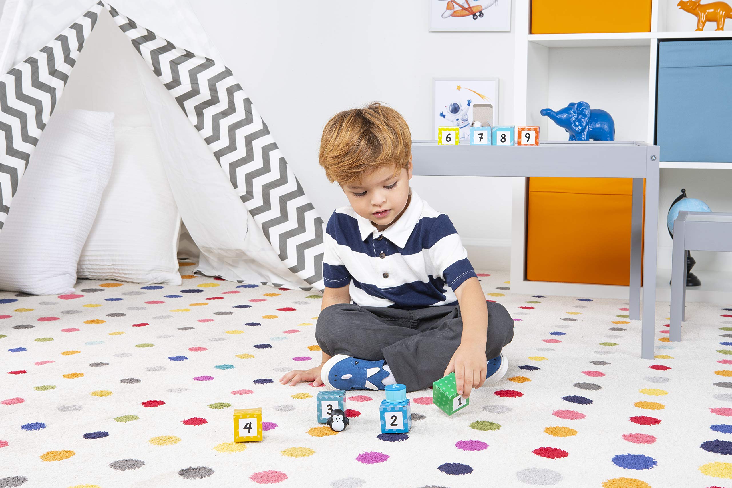Blippi Surprise Boxes, Learning Colors