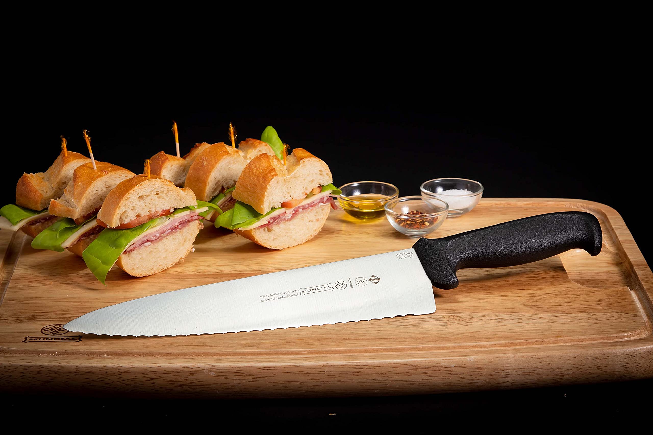 Mundial 5600 Series 10 in Bread or Sandwich Knife Serrated Edge, Black