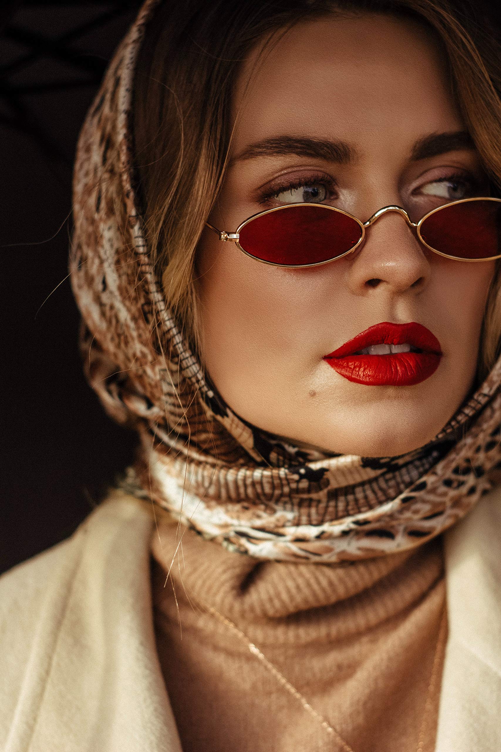 COASION Vintage Small Oval Aesthetic Sunglasses Retro for Women Men Hippie Cool Metal Frame Sun Glasses (Gold Frame/Red Lens)