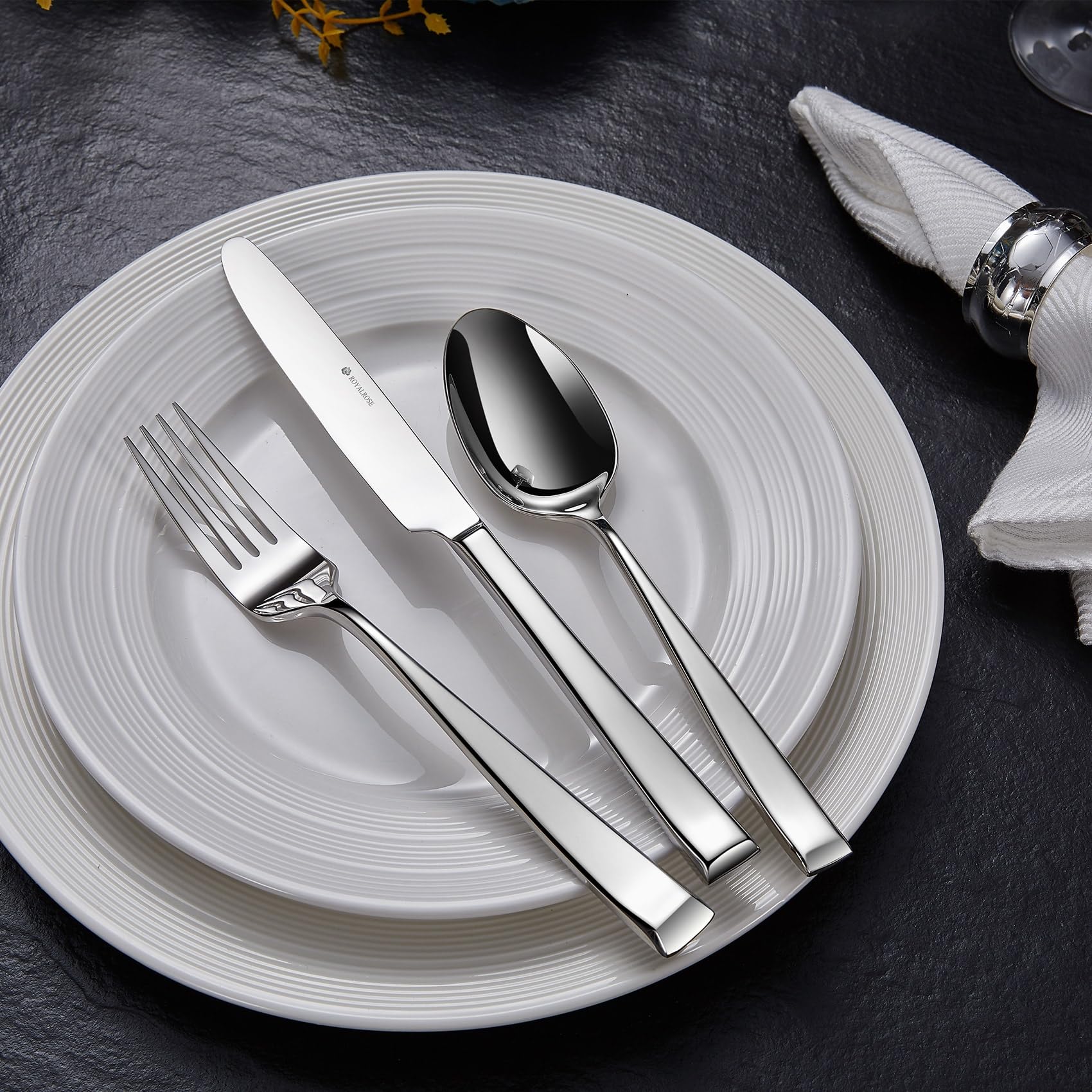 Royalrose Alexander Fine Spoons, Set of 4, 18/10 Stainless Steel, Well Made, Dishwasher Safe, Heavy Duty Spoon (7.6" Dinner Spoons)