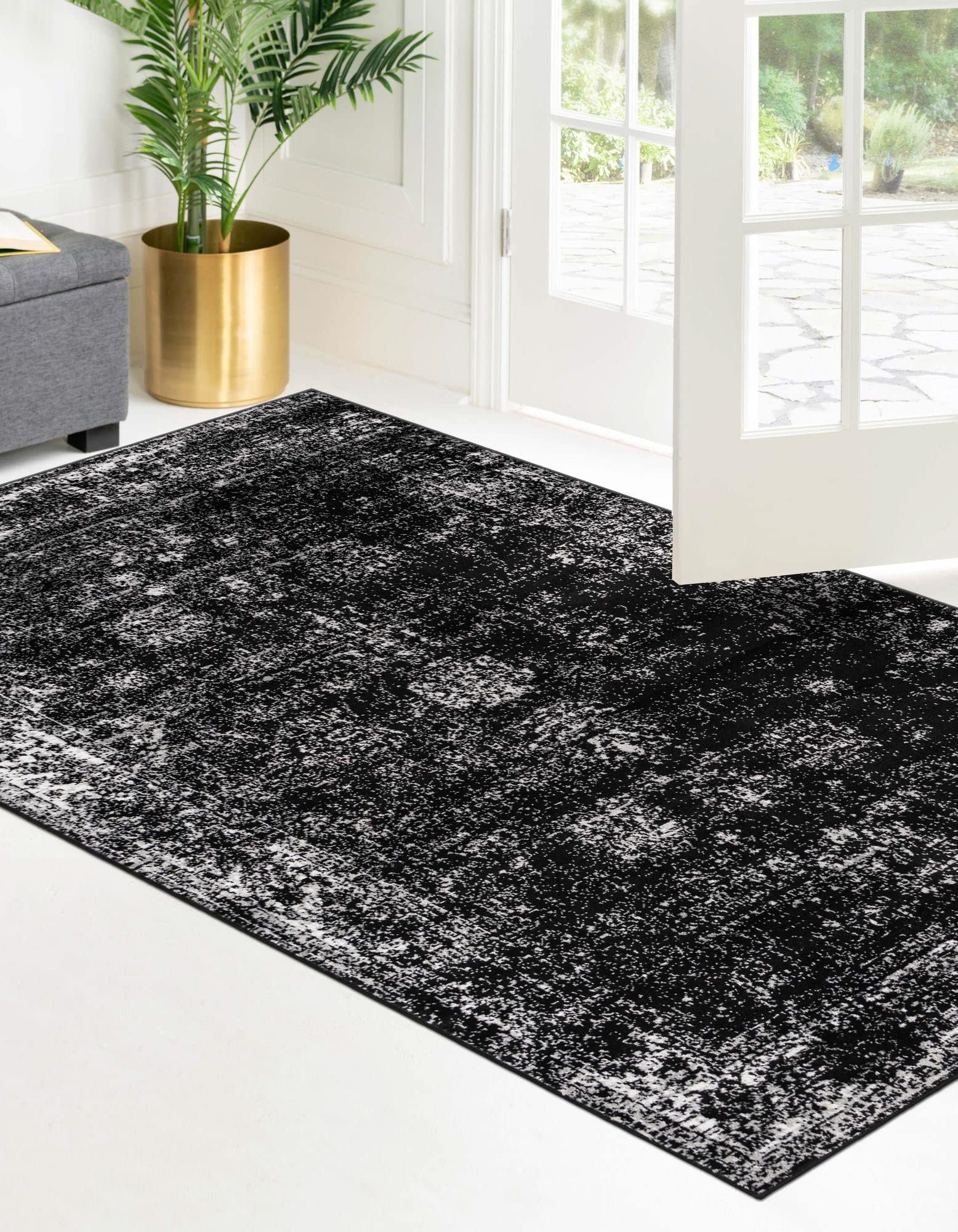 Rugs.com Monte Carlo Collection Rug โ 8' x 10' Black Medium Rug Perfect for Living Rooms, Large Dining Rooms, Open Floorplans