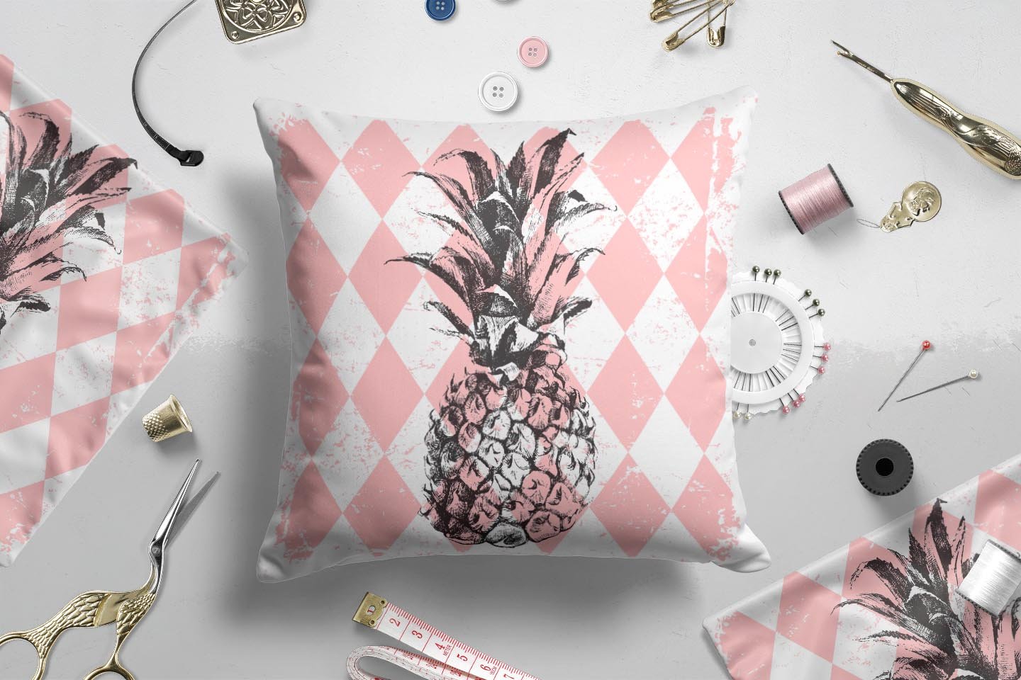 iiRov Summer Design Ink-Fuzed Decorative Throw Pillow - Tropical Summer Pink Pineapple v1