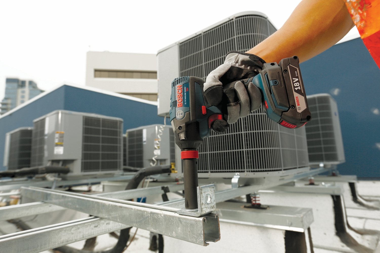 Bosch CLPK251-181 18V 2 Tool Combo Kit with 1/4" and 1/2" Socket Ready Impact Driver and 1/2" Hammer Drill/Driver, Blue