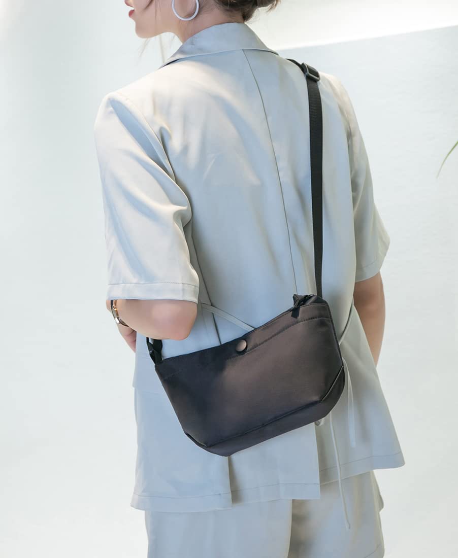 Collsants Small Crossbody Bag for Women Fashion Travel Bag Simple Design Shoulder Purse