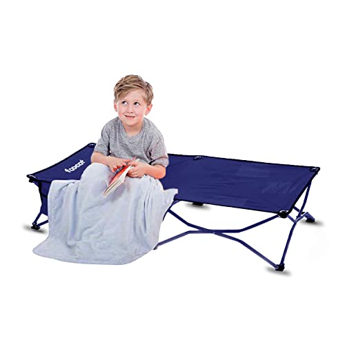Joovy Foocot Travel Cot Featuring a Steel Frame and Tough Polyester Fabric, Storage Pocket, and Easily Folds into Included Travel Bag â Holds Kids Up to 48â Tall or 75 Lbs (Blueberry)