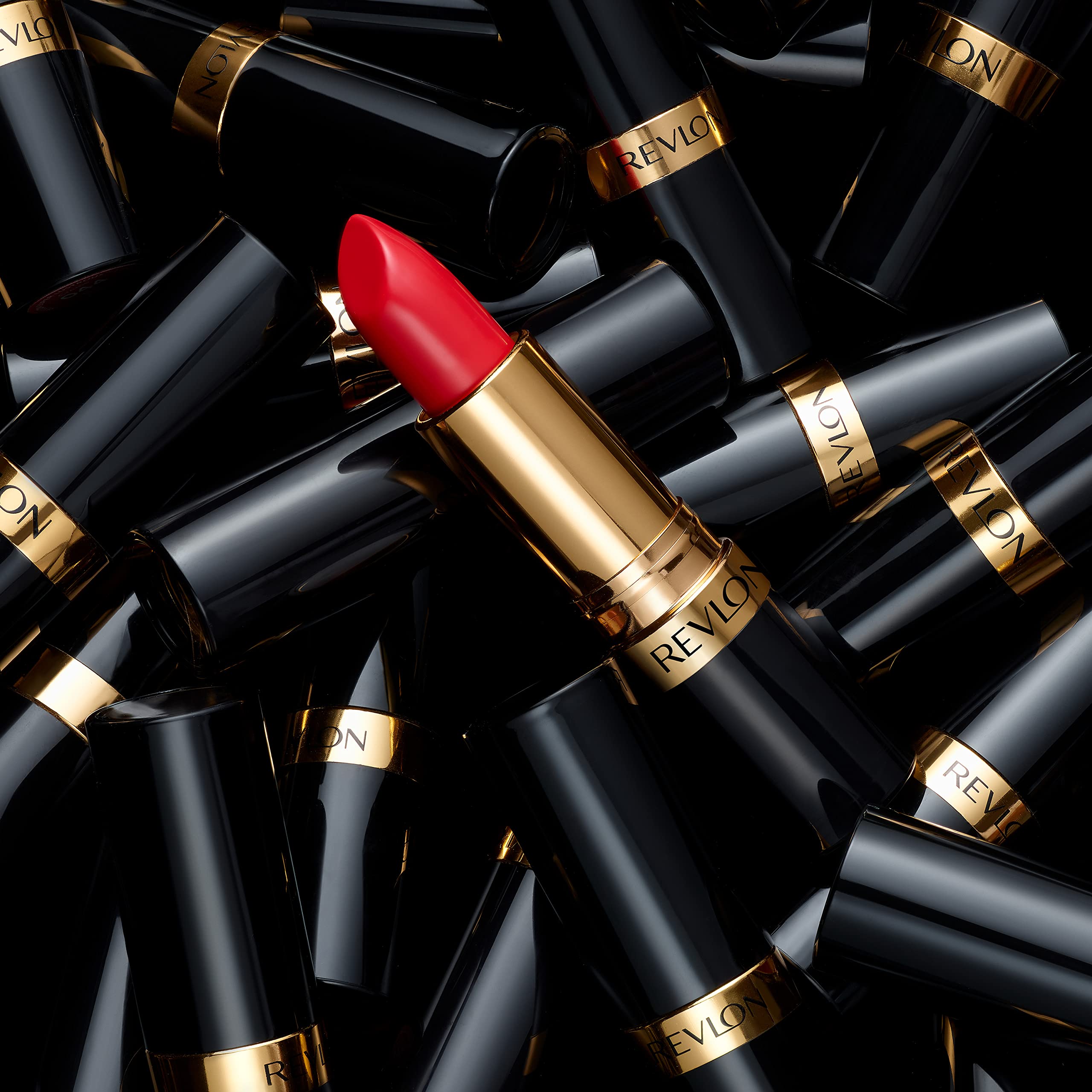 Revlon Super Lustrous Lipstick, Creamy Formula For Soft, Fuller-Looking Lips, Moisturized Feel, 0.15 oz