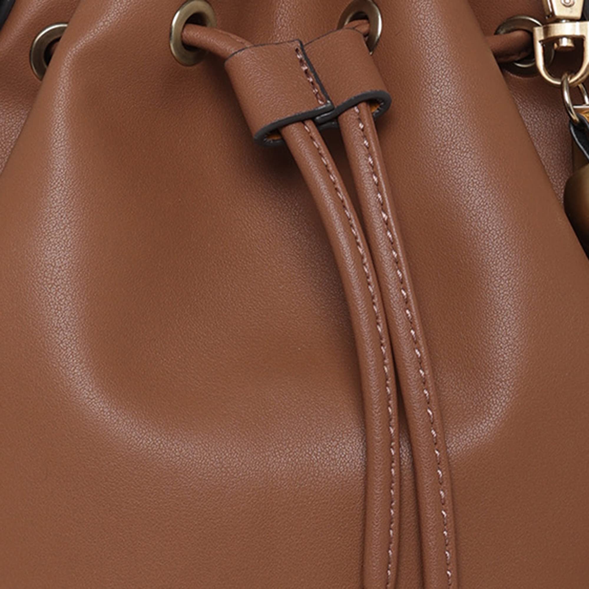 ALDO Women's Gisa Bucket Bag, Cognac