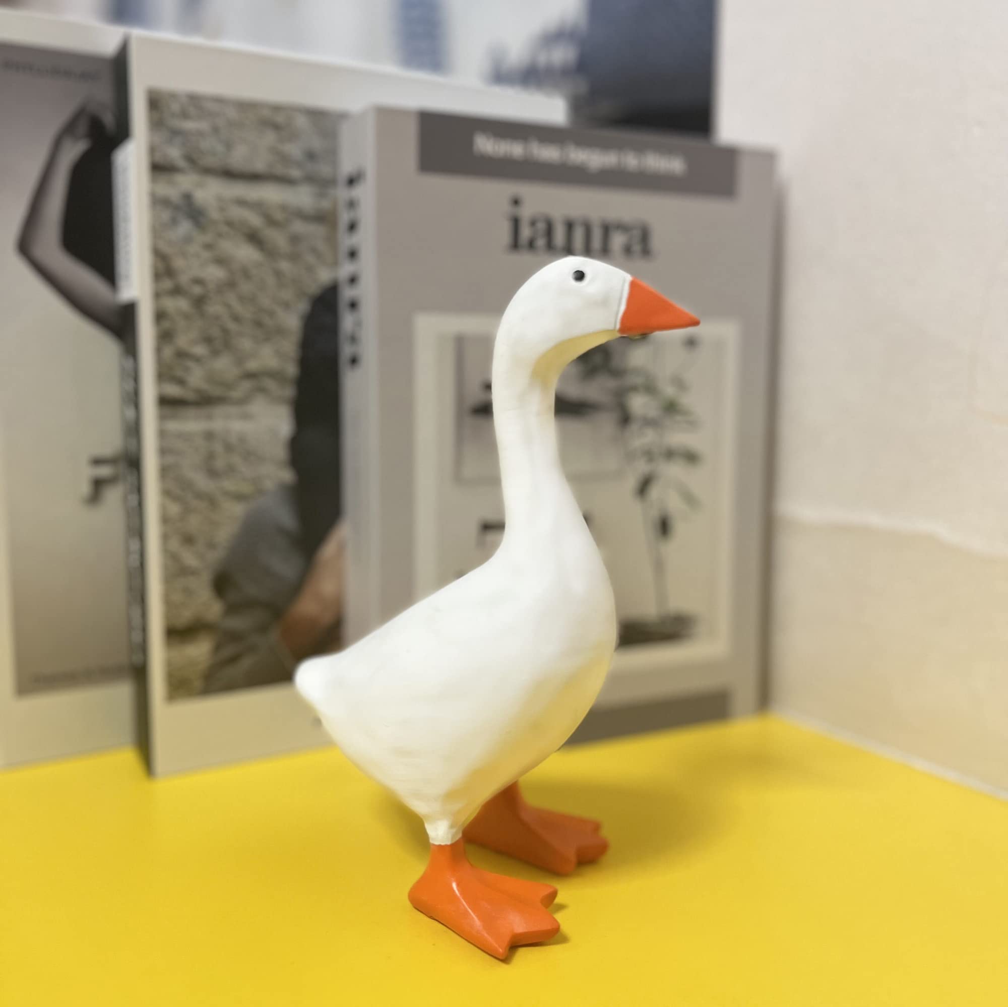SIETIOJI Magnetic Goose Statue for Key Hanger,Geese Duck Garden Statues Art Decor Ornament for Home Decor Housewarming Gifts