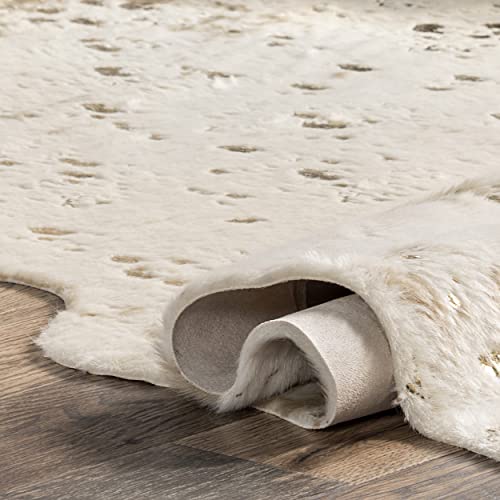 NuLOOM Iraida Contemporary Faux Cowhide Area Rug, 3' 10" x 5', Off-white