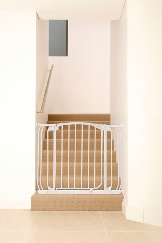 Dreambaby Chelsea Auto-Close Security Baby Safety Gate-with Extensions-White (Fits openings with 28-39 Inches wide)-Model L778W