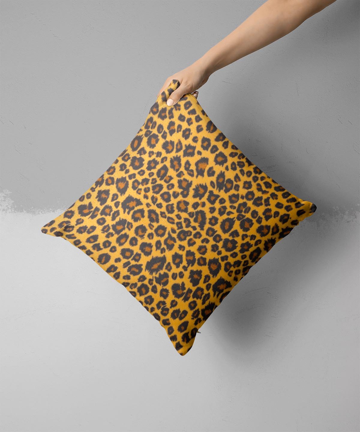 iiRov Summer Design Ink-Fuzed Decorative Throw Pillow - Summer Tiger Fur