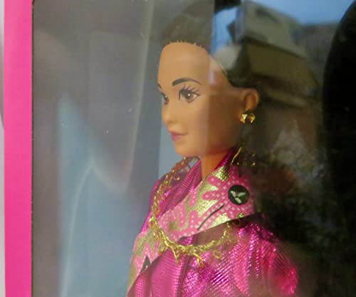 Barbie Malaysian 1990 Dolls of The World Collection