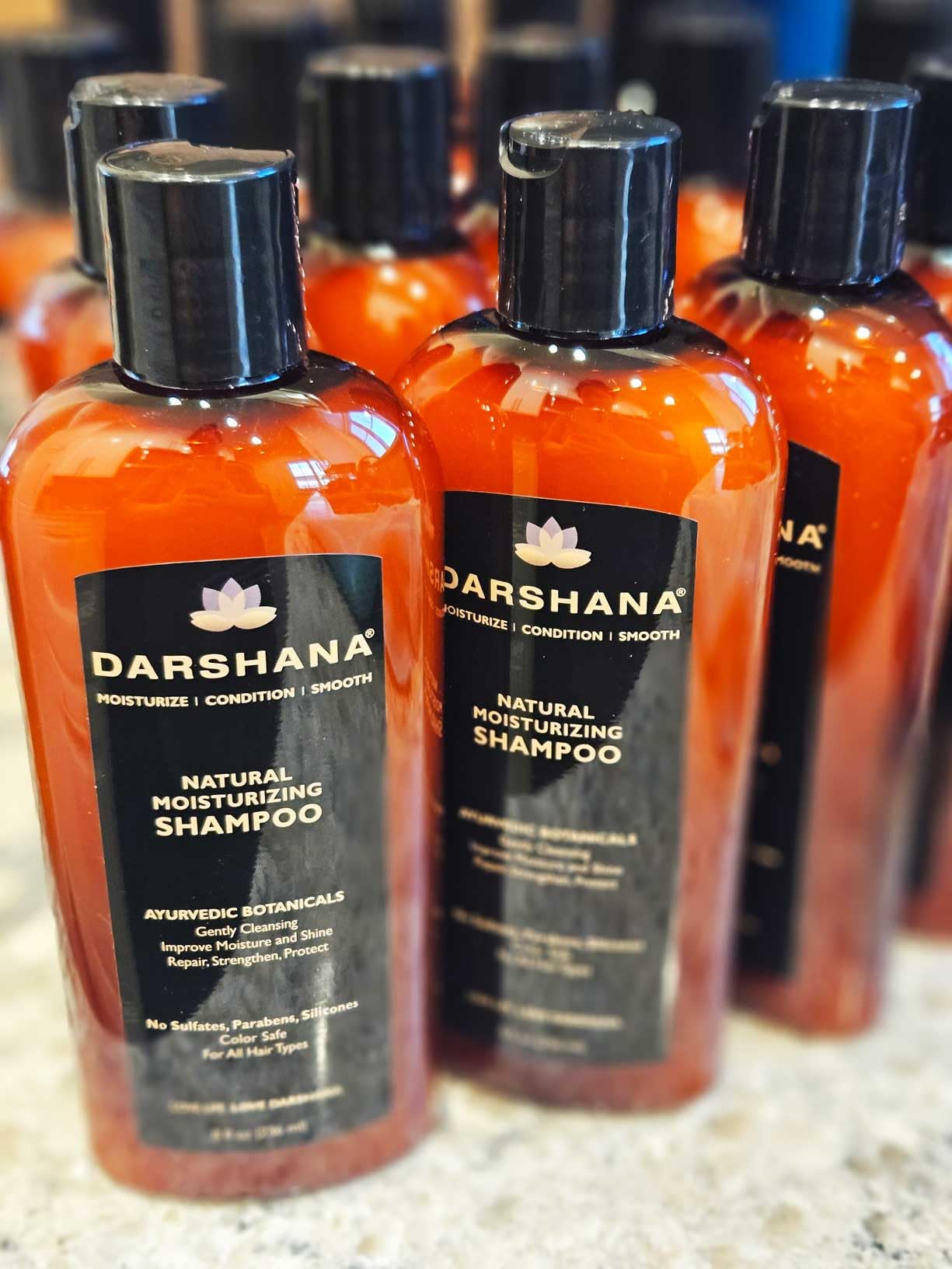 Darshana Natural Moisturizing Shampoo with Ayurvedic Botanicals (8 fl oz.)