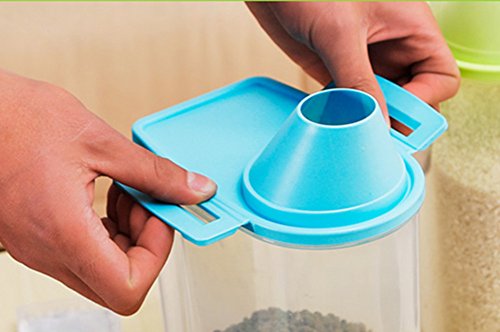 PISSION Pet Food Storage Container with Graduated Cup and Seal Buckles Food Dispenser for Dogs Cats (Blue)