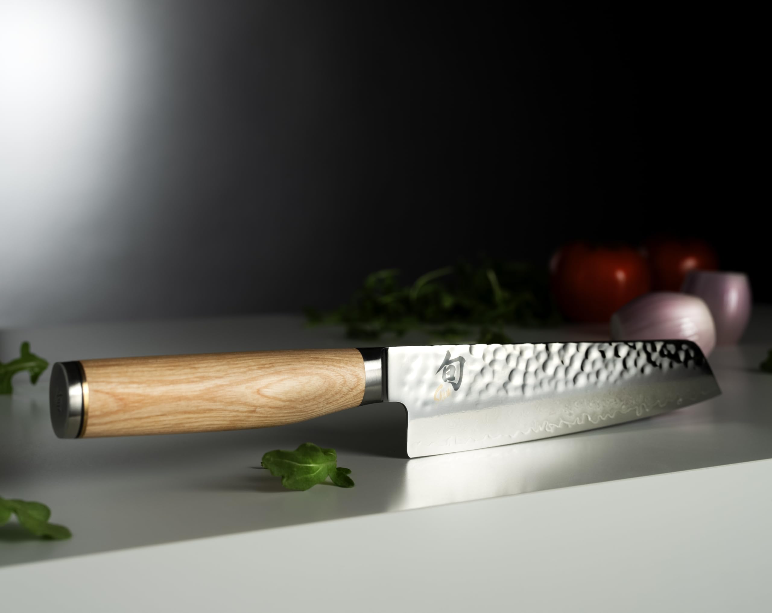 Shun Premier Blonde 6.5" Master Utility Knife, Handcrafted Japanese Knife, VG-MAX Core with Damascus Stainless Steel Cladding, Pakkawood Handle, Precision and Sharpness for Professional and Home Chefs