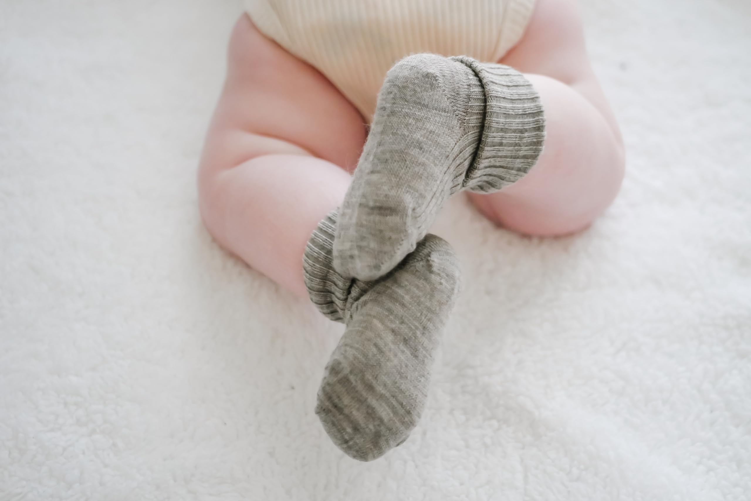 Woolino Wool Baby Socks from, Washable Merino Wool Infant Toddler Kids Socks, 6-12 Months, Cocoa/White (Pack of 3)